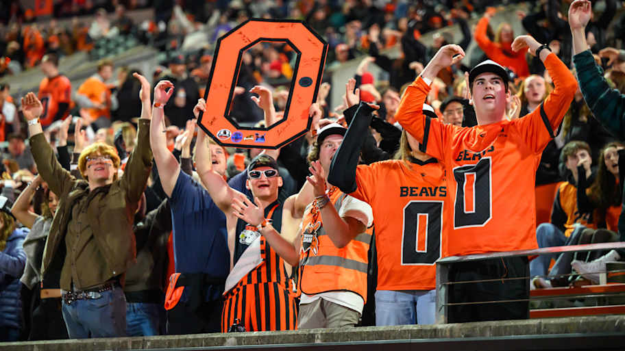 $3.3 million SEC assistant emerges as lead candidate for Oregon State ...