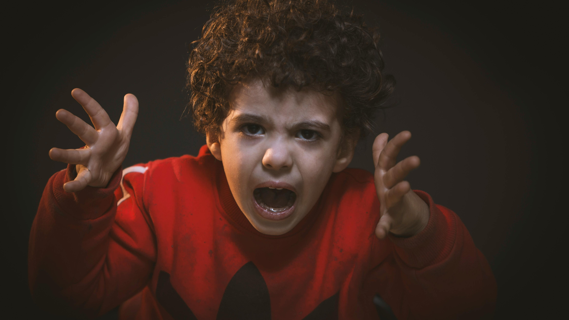 20 Everyday Habits That Are Actually a Sign of Low Intelligence