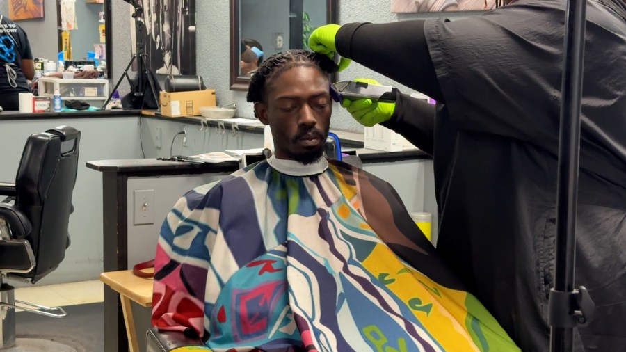 Holiday rush has Rockford barbers working overtime