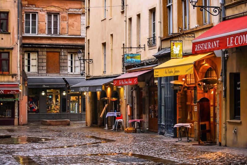 15 French Towns Where the Food Is the Main Attraction