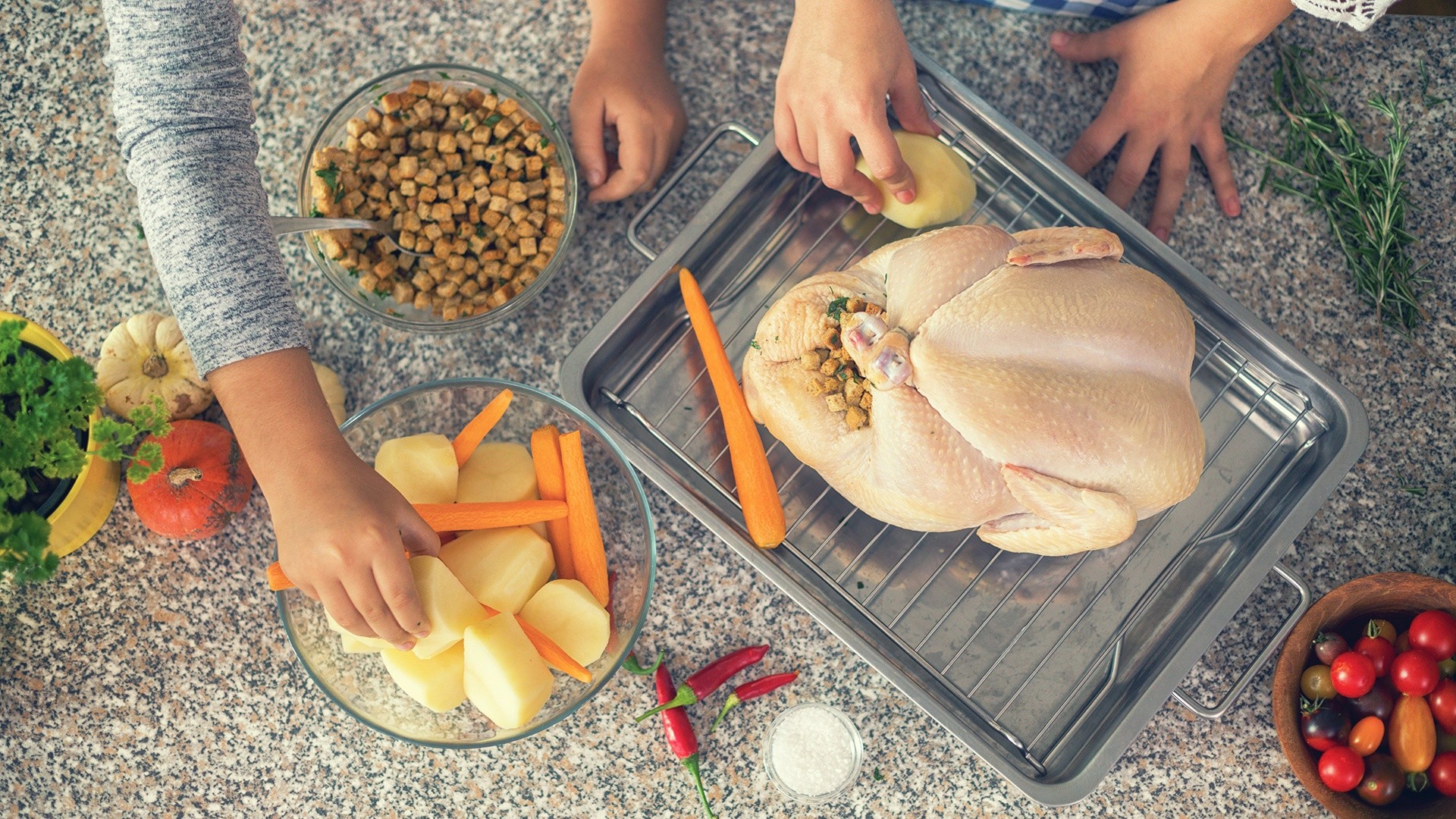 Do I Have to Cater to Guest Dietary Restrictions for Thanksgiving?