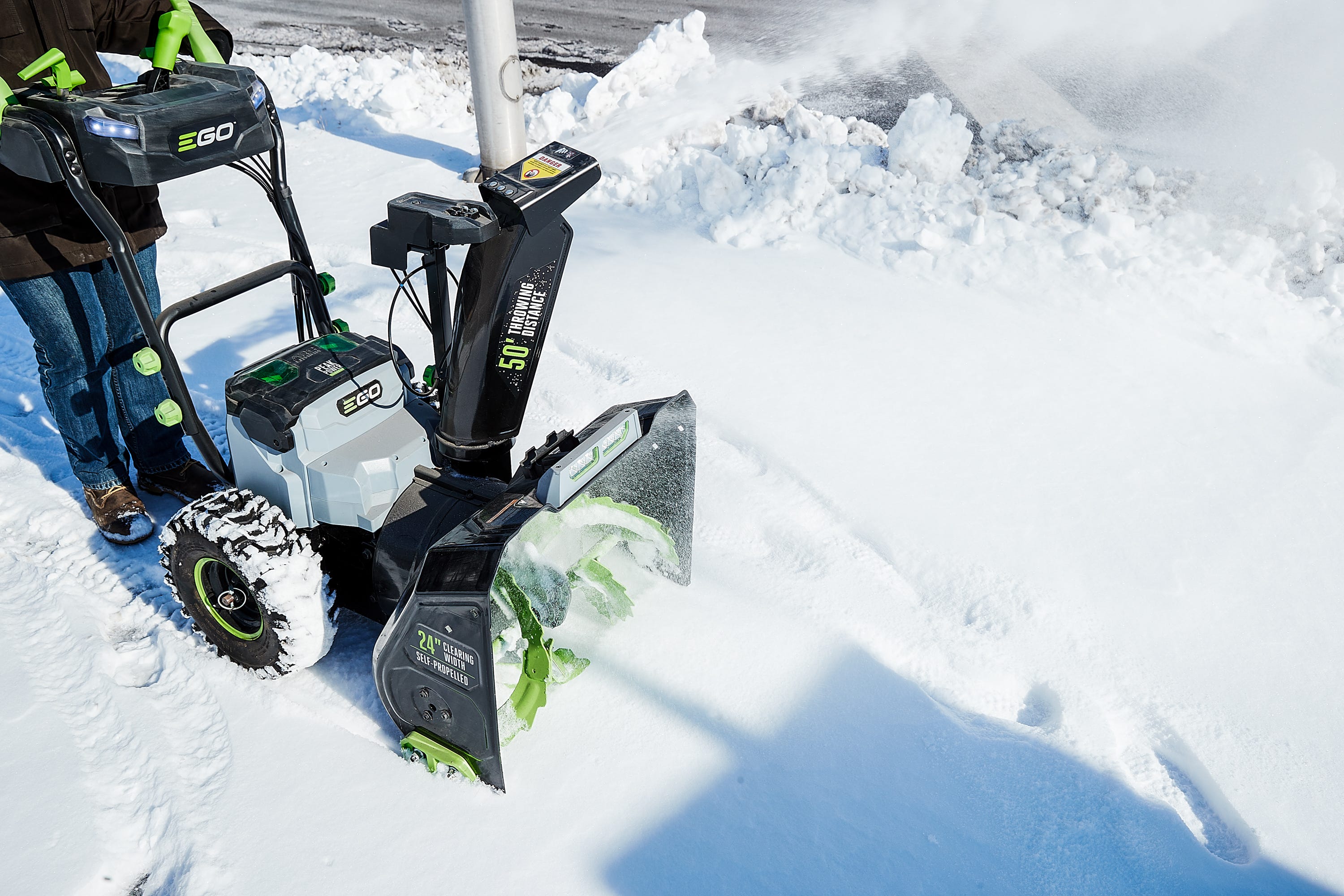 The Best Electric Snowblowers Make Clearing Snow Quick and Easy