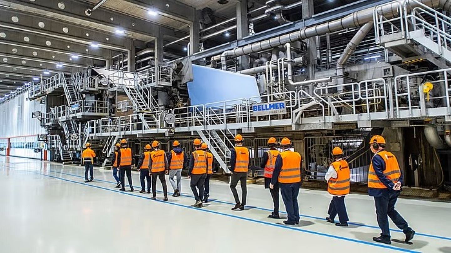 Mondi opens new kraft paper machine at mill in Czech Republic