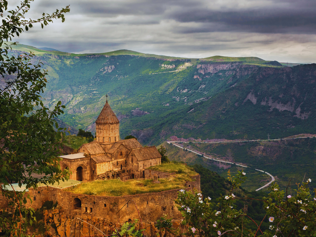 10 landlocked countries in Asia and their travel highlights