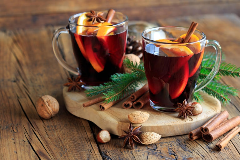 13 döda i brand i Hongkong