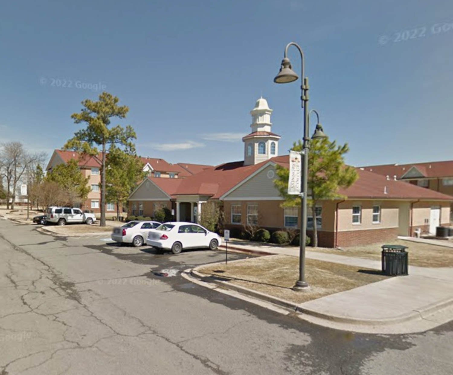 Junior college basketball player dies following weekend injury