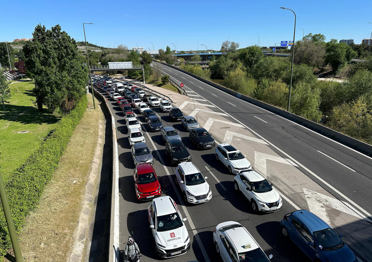 Budget: Taxes raised to record high as economic growth set to weaken