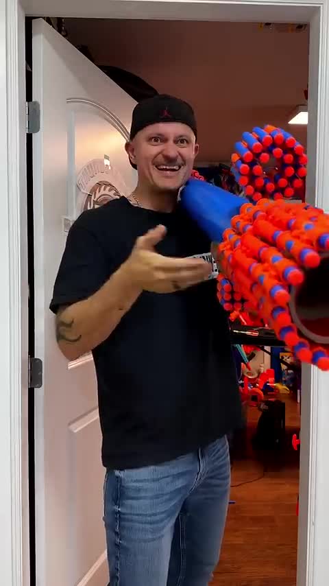 XSHOT heavy weapon guy 11