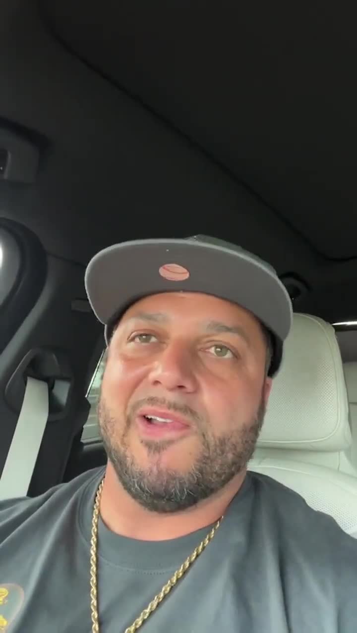 They Not Gonna Look My Way!