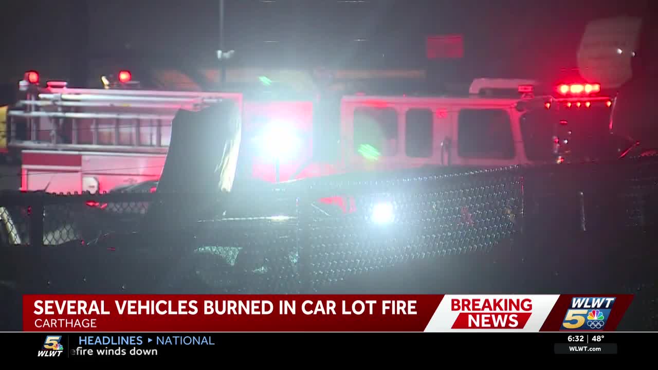 Several vehicles burned in Carthage car lot fire, no injuries reported