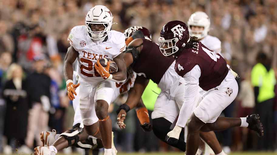 4 colossal Texas football storylines heading into the Lone Star Showdown