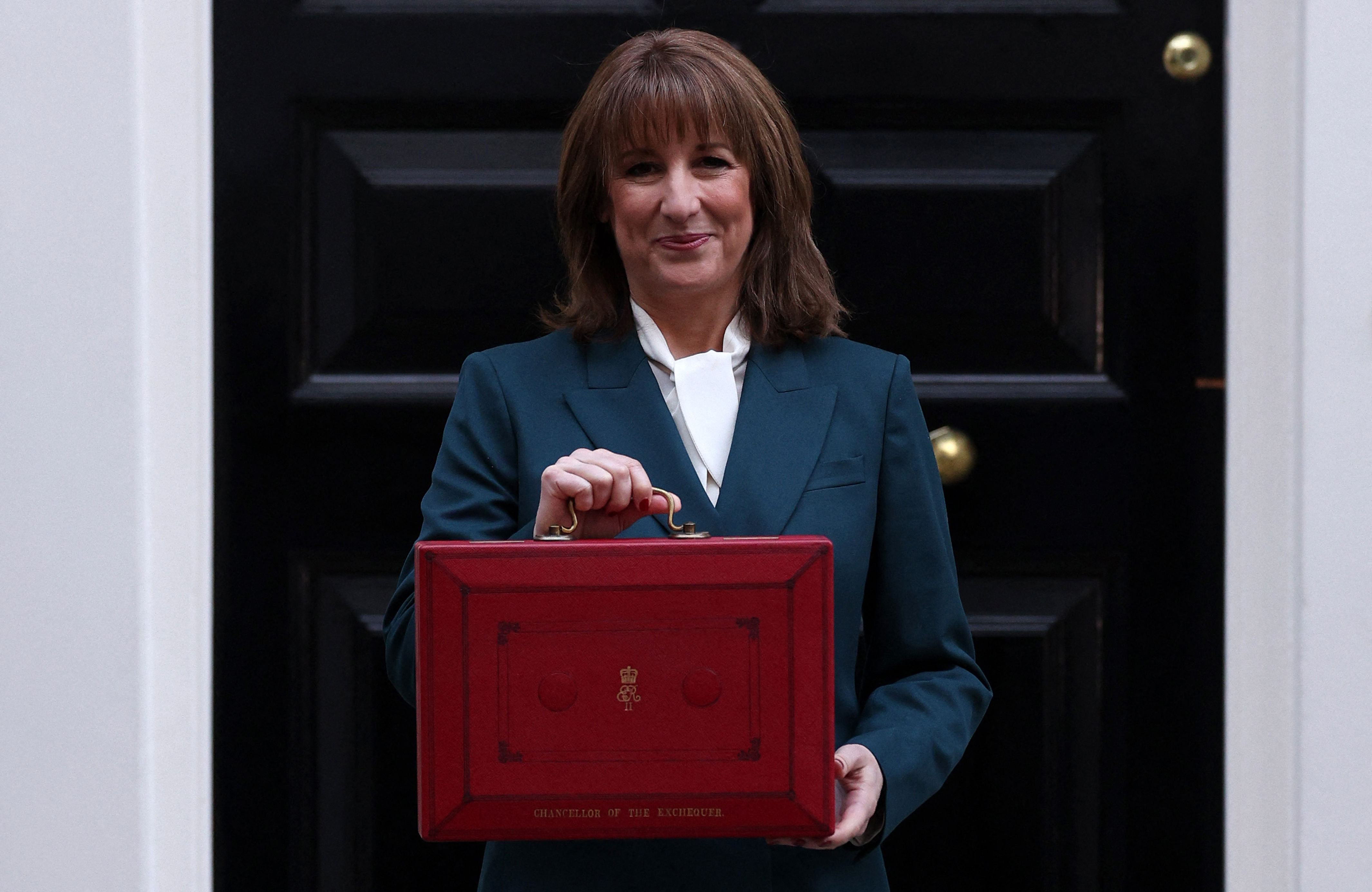 2025 Budget: Rachel Reeves shakes-up UK Cash ISA allowance, limit rules ...