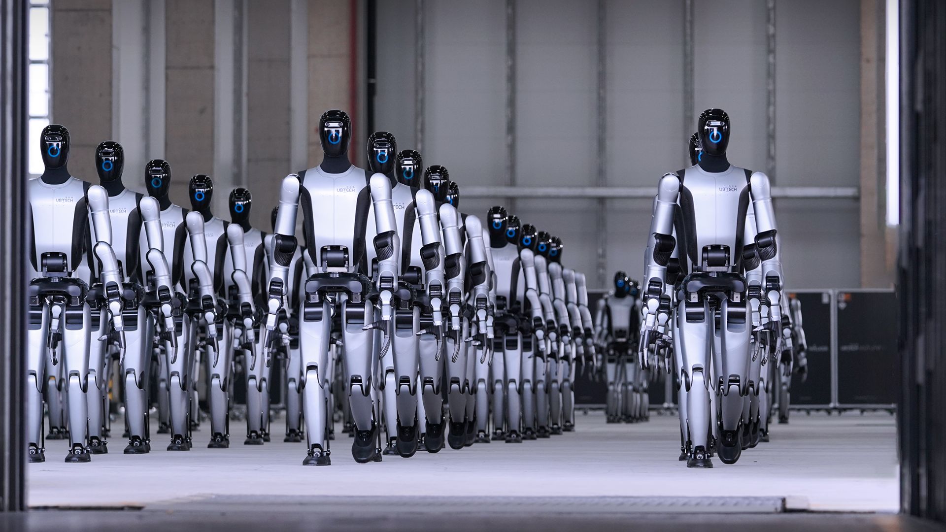 China to deploy battery-swapping humanoid robots for patrols along ...