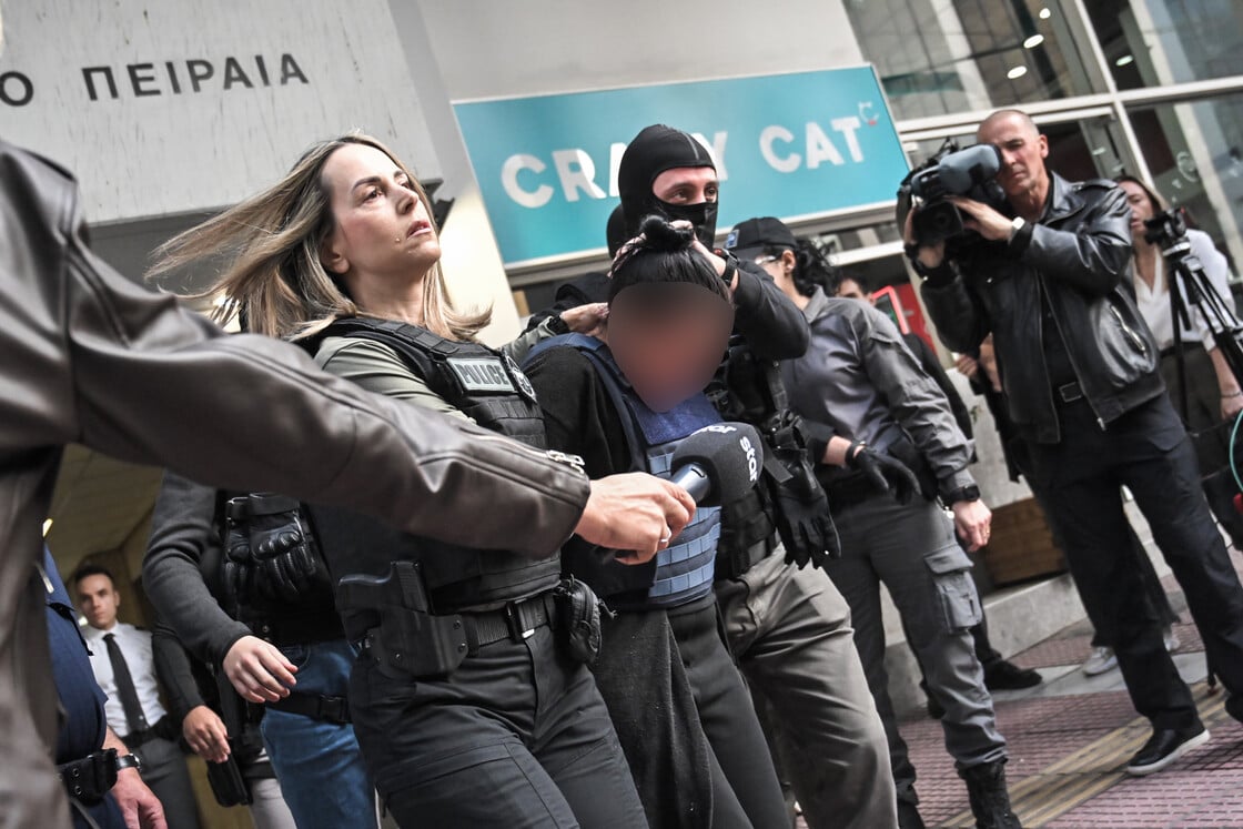 Σαλαμίνα: Νέες αποκαλύψεις για τη δολοφονία της 75χρονης