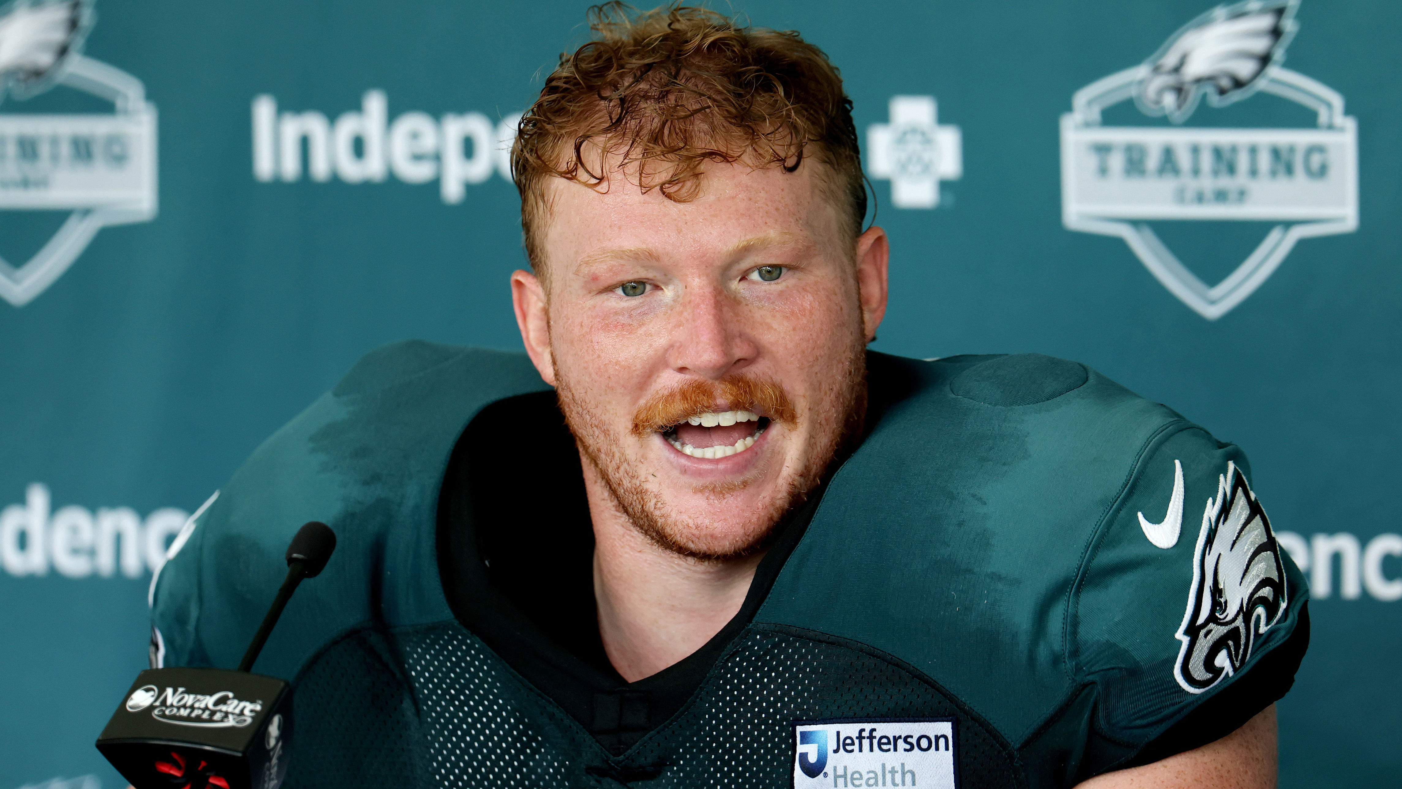 Eagles Urged to Bench $68 Million Pro Bowler