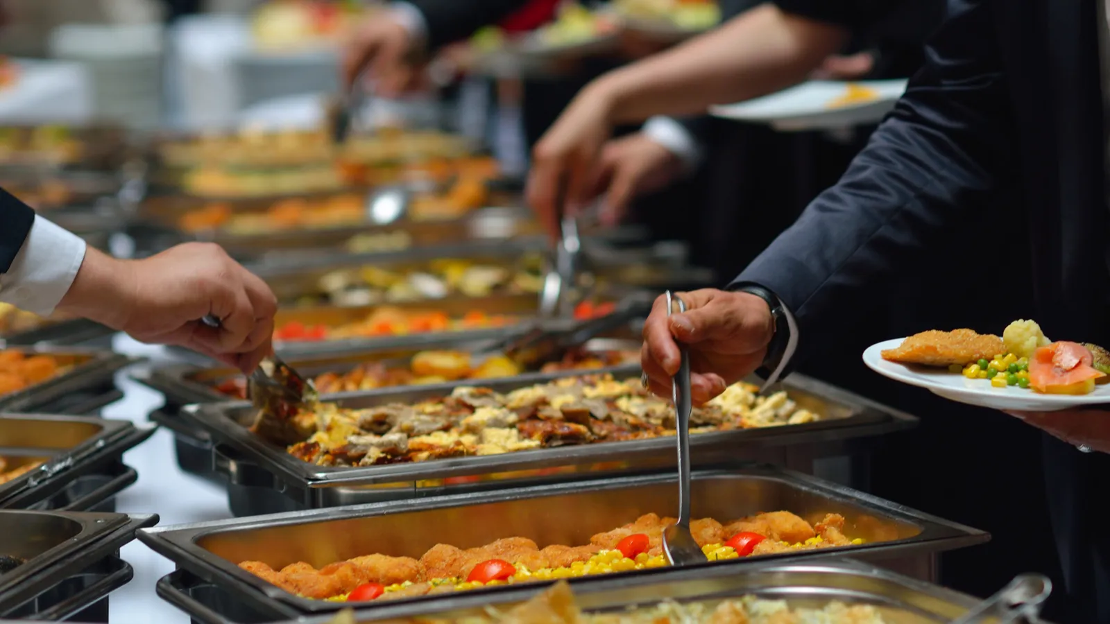 The Iowa buffets that draw crowds year after year