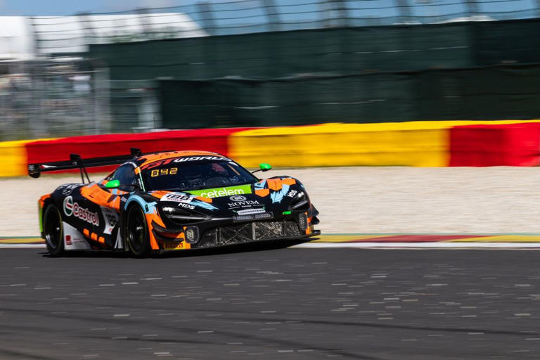 Vowles to make racing return at Gulf 12 Hours