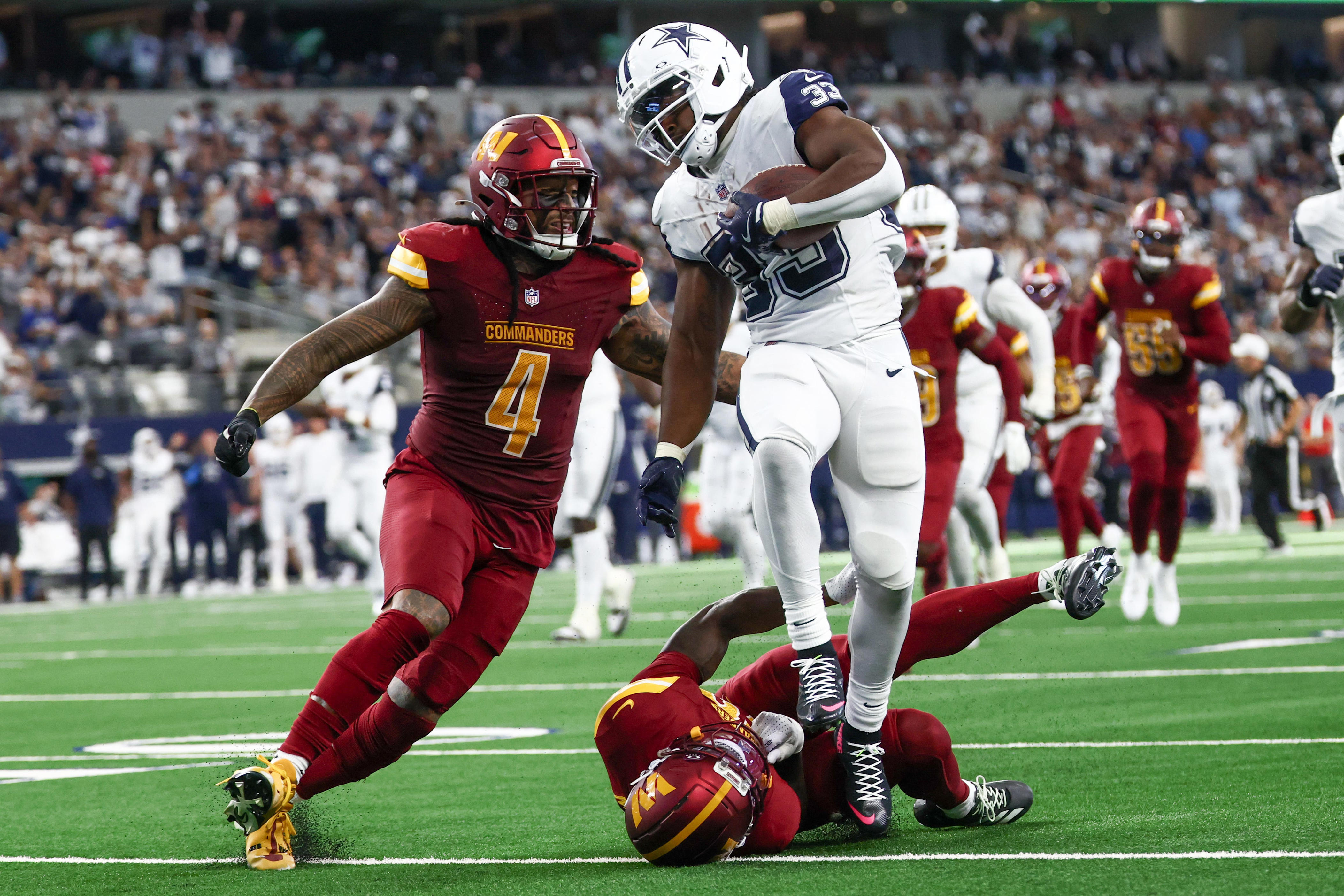 Cowboys vs Commanders picks, predictions, odds for NFL Week 17 game