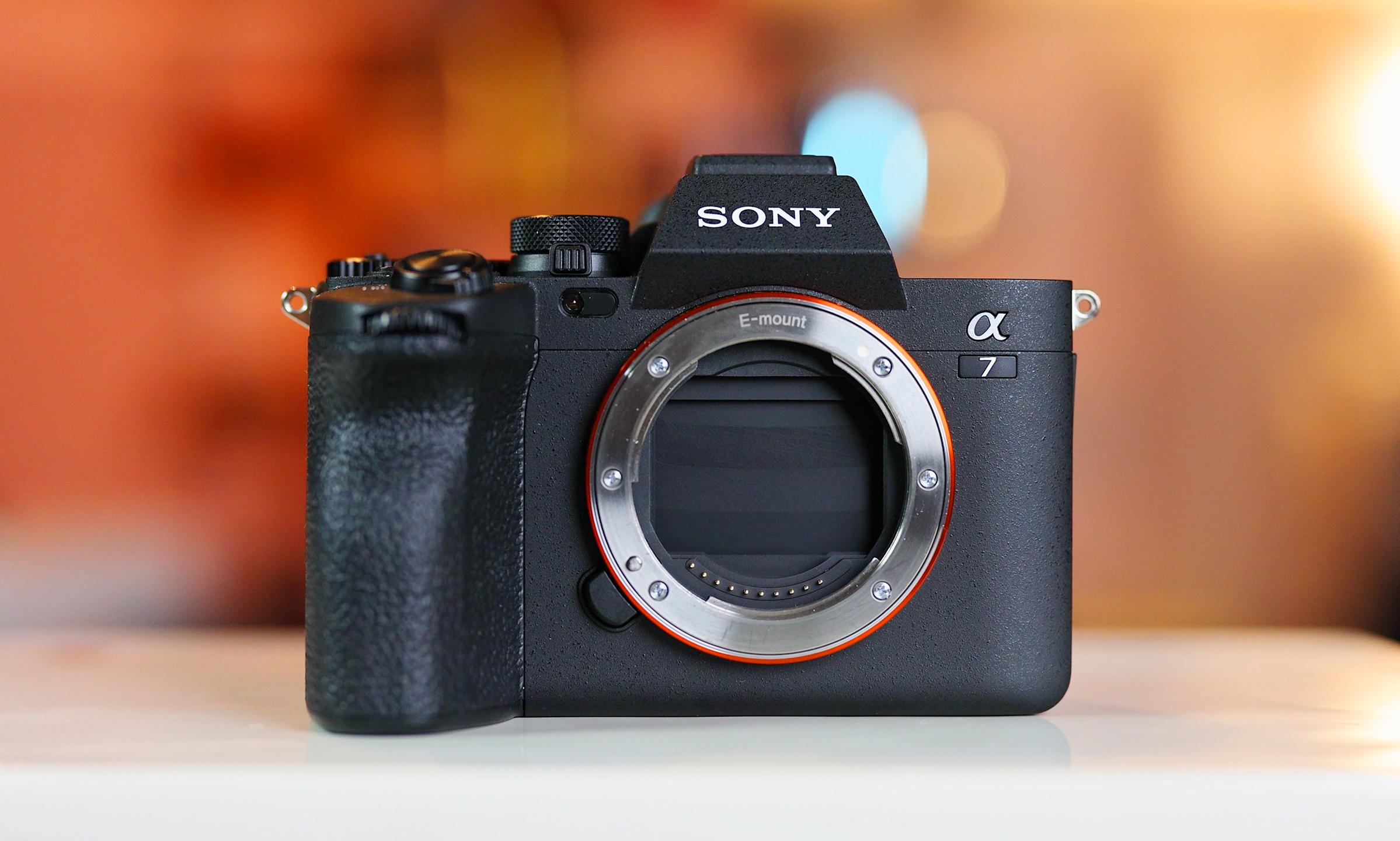 Sony's A7R IV and A7R V cameras are on sale for all-time-low prices for ...