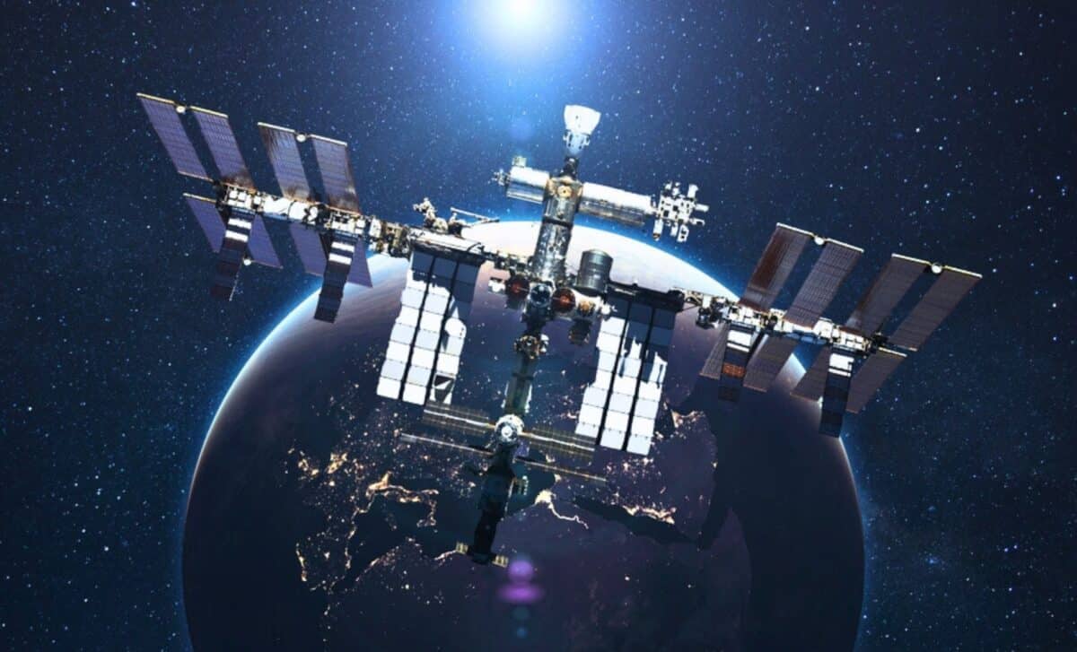 It Was the First Crime in Space History: Ex-Wife of an Astronaut Admits ...