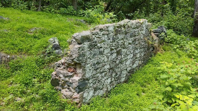 Virginia's Abandoned Town Hidden In Great Falls Park Is A Hauntingly ...