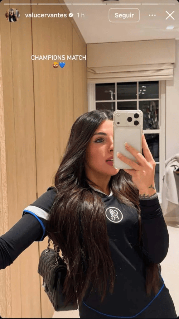 Valentina Cervantes, la fan número uno: Posó con la camiseta del ...