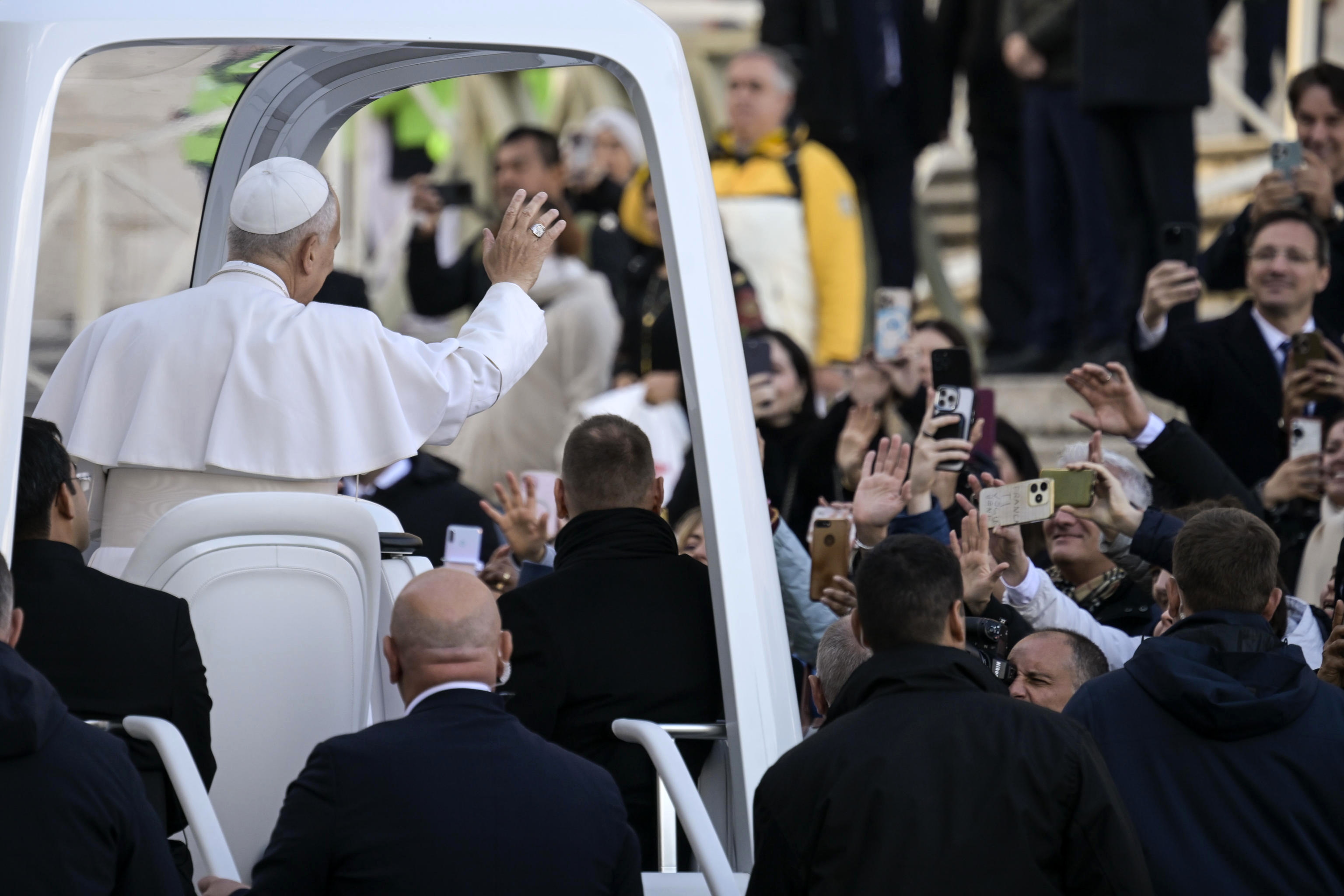 Pope to visit Turkey and Lebanon,'countries rich in history'