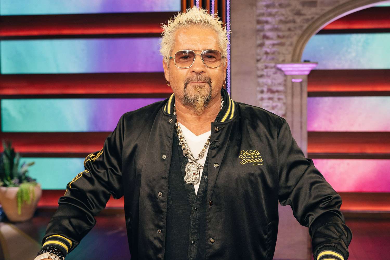 Guy Fieri Is in a Wheelchair After He Slipped on Steps and Tore His Leg ...