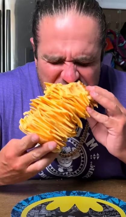 Will I finish this 100-slice cheese burger?