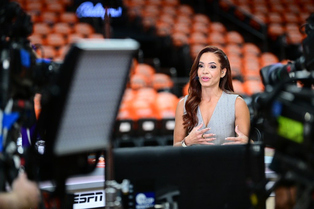 ESPN cuts ties with Elle Duncan after surprise Netflix pivot