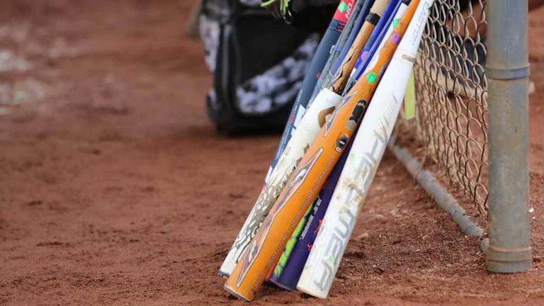 Top Black Friday Softball Deals You Can’t Miss