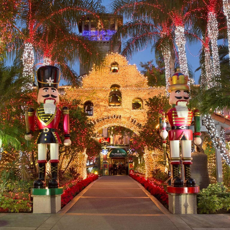 CA Festival Of Lights Tops National 'Readers' Choice' Holiday Light ...