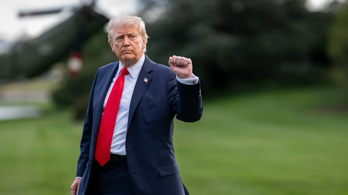 Update: Trump responds to dismissal of election interference case