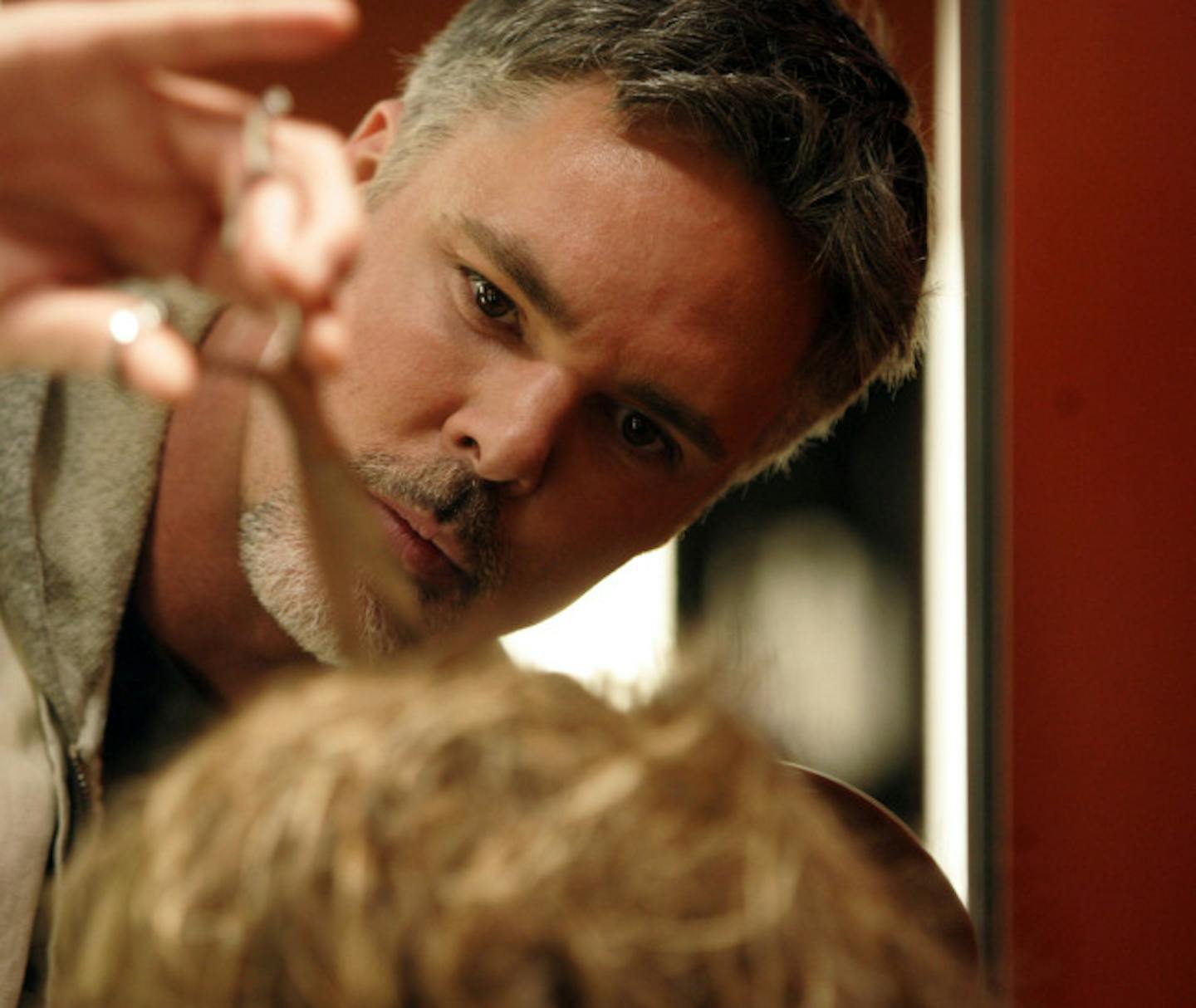 Man found dead in pool of Minneapolis high-rise was noted beauty stylist