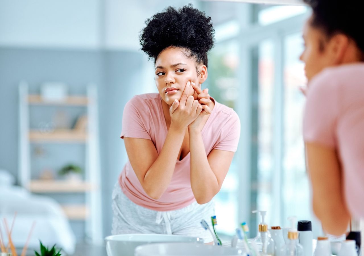The best way to pop a pimple