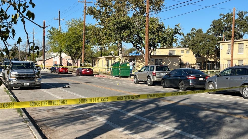 Man critically injured in West Side park shooting; police investigate ...