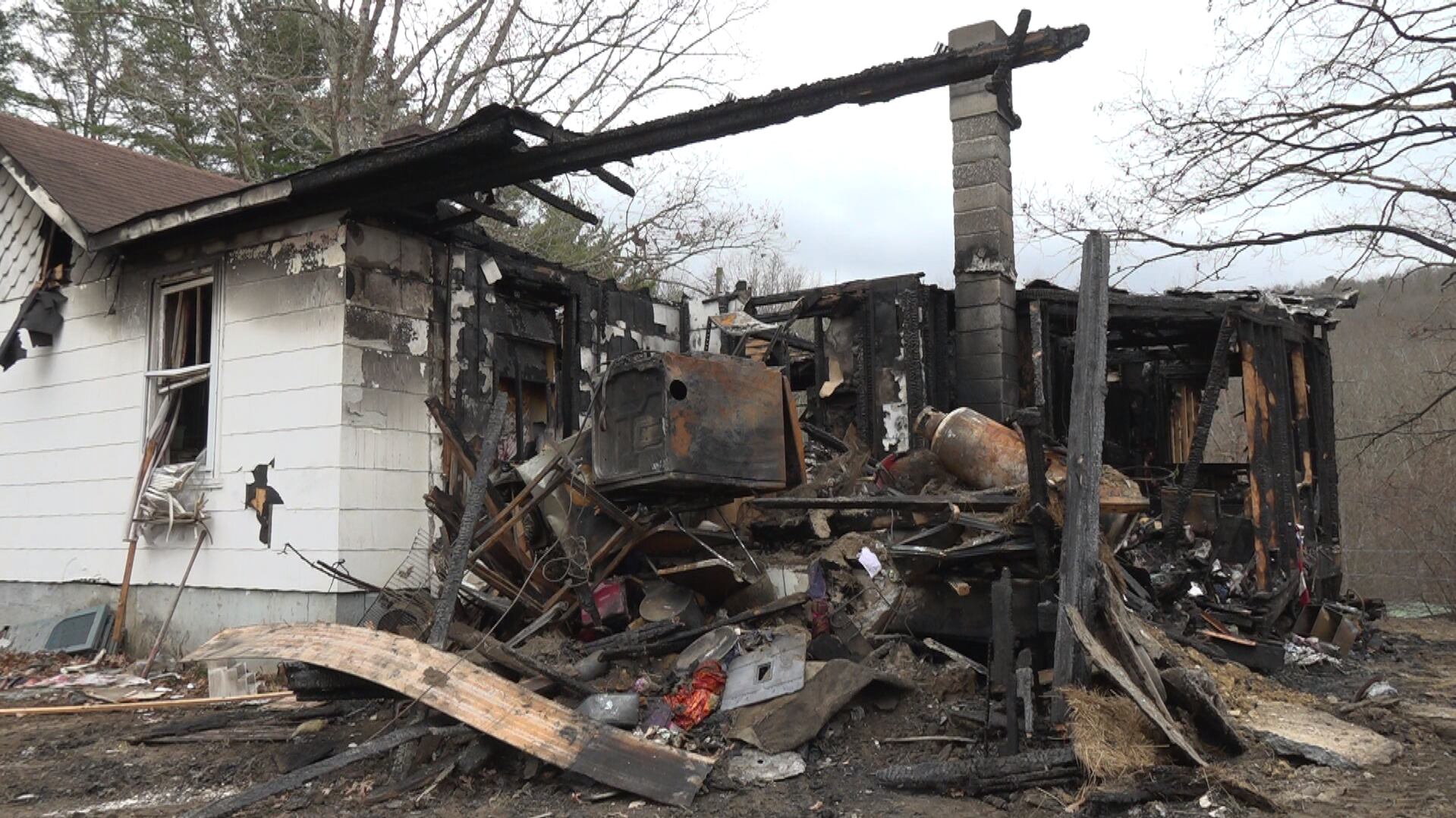 Pulaski County couple loses family home in devastating fire