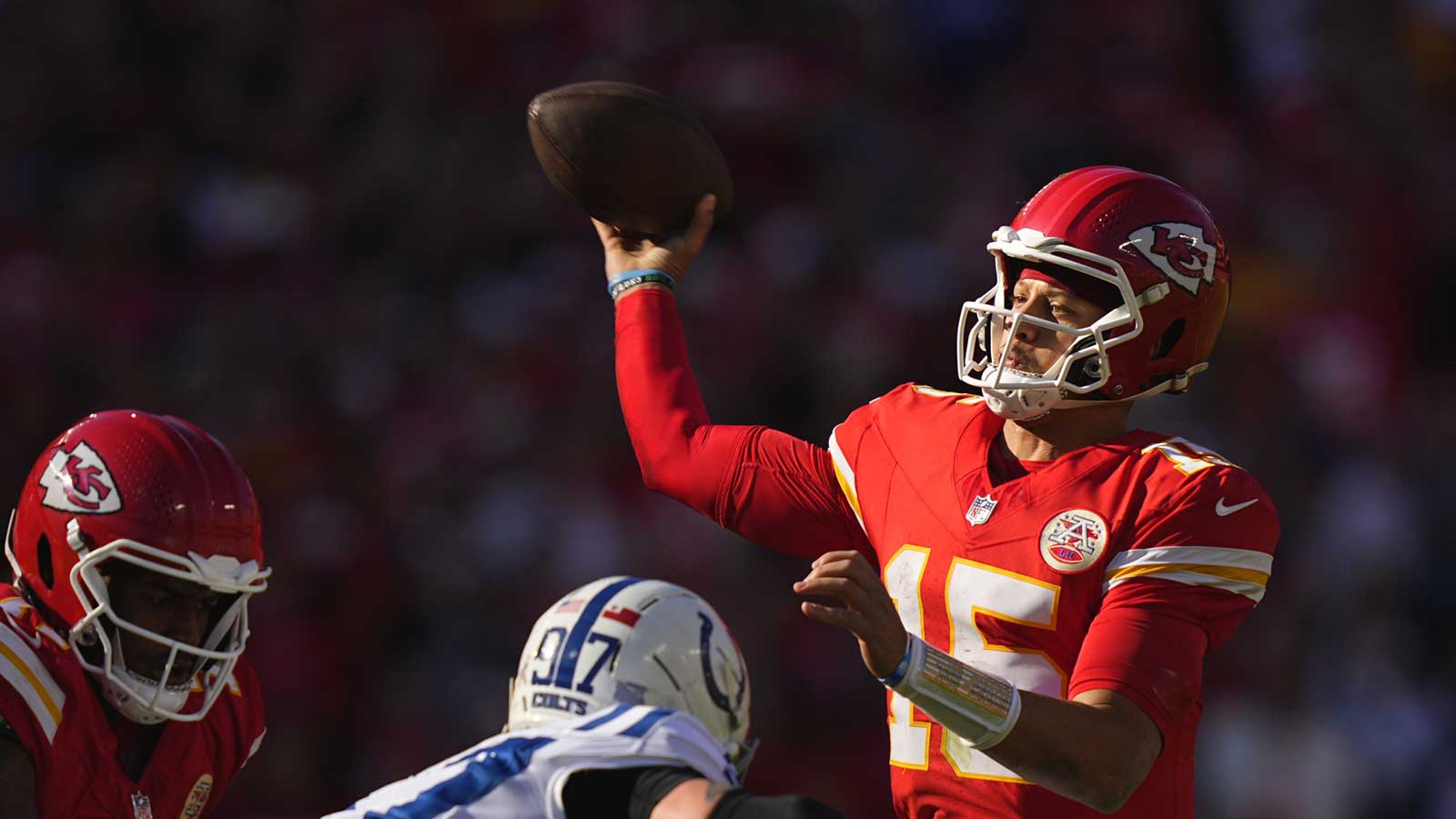 Patrick Mahomes among 4 stars off Chiefs injury report, but 3 players ...