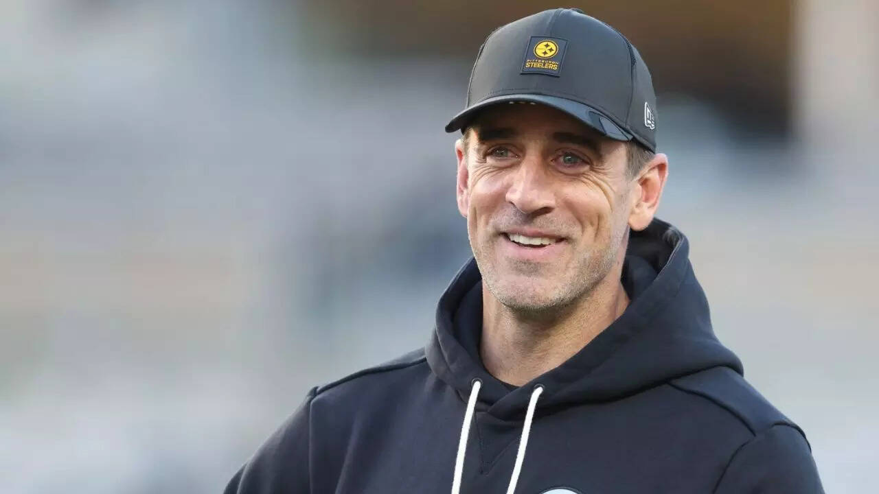 Aaron Rodgers’ secret marriage mystery grows louder as even family ...