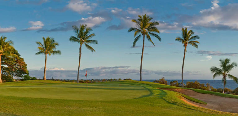 Hawaii: Recovery from devastating fire is slow, but Maui tourism is ...