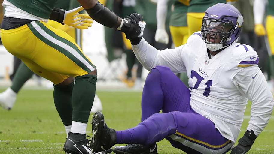 Vikings' first injury report has updates on Darrisaw, Jackson, Greenard