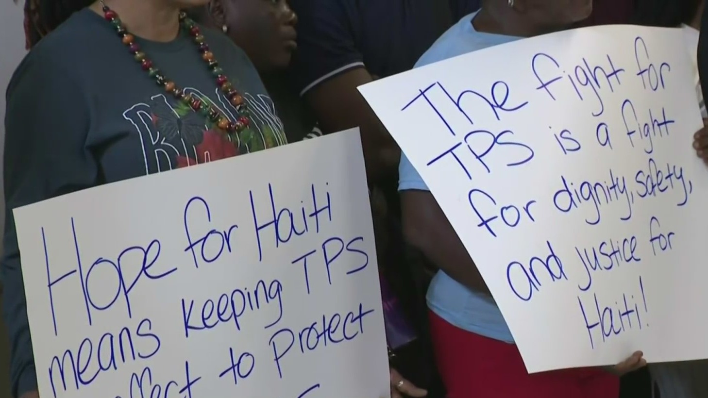 Legal status of 350,000 Haitian migrants to expire in early February, U ...