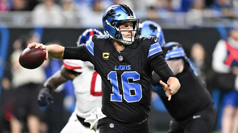 Fantasy Football Week 13 Start ‘Em, Sit ‘Em: Jared Goff vs. Dak Prescott