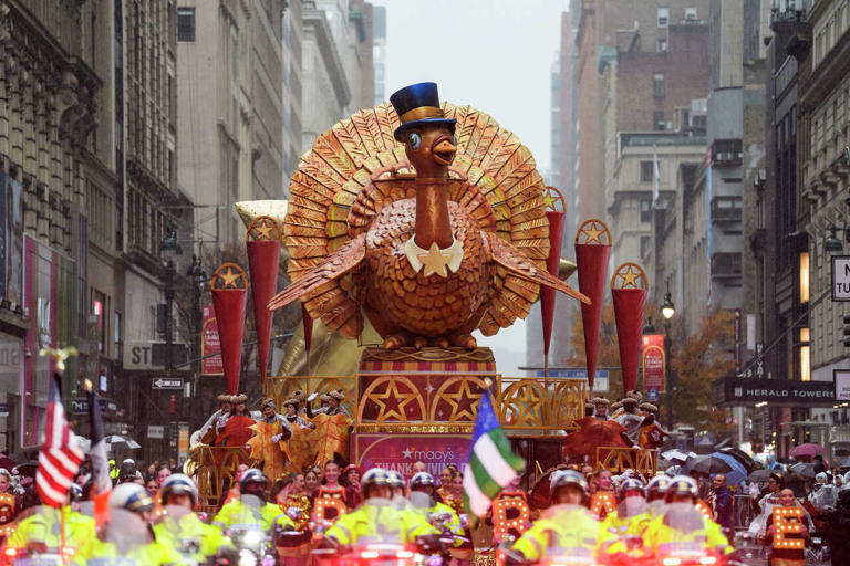 Texas schools set to dazzle New York at Macy's Thanksgiving Day Parade