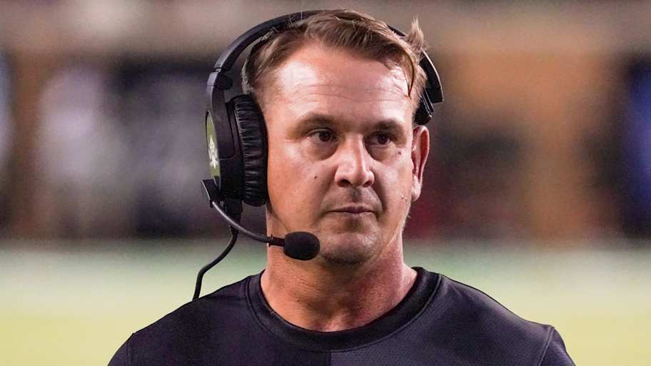 Oregon Coach Ra'Shaad Samples Is A Sneaky Candidate For A Texas Job