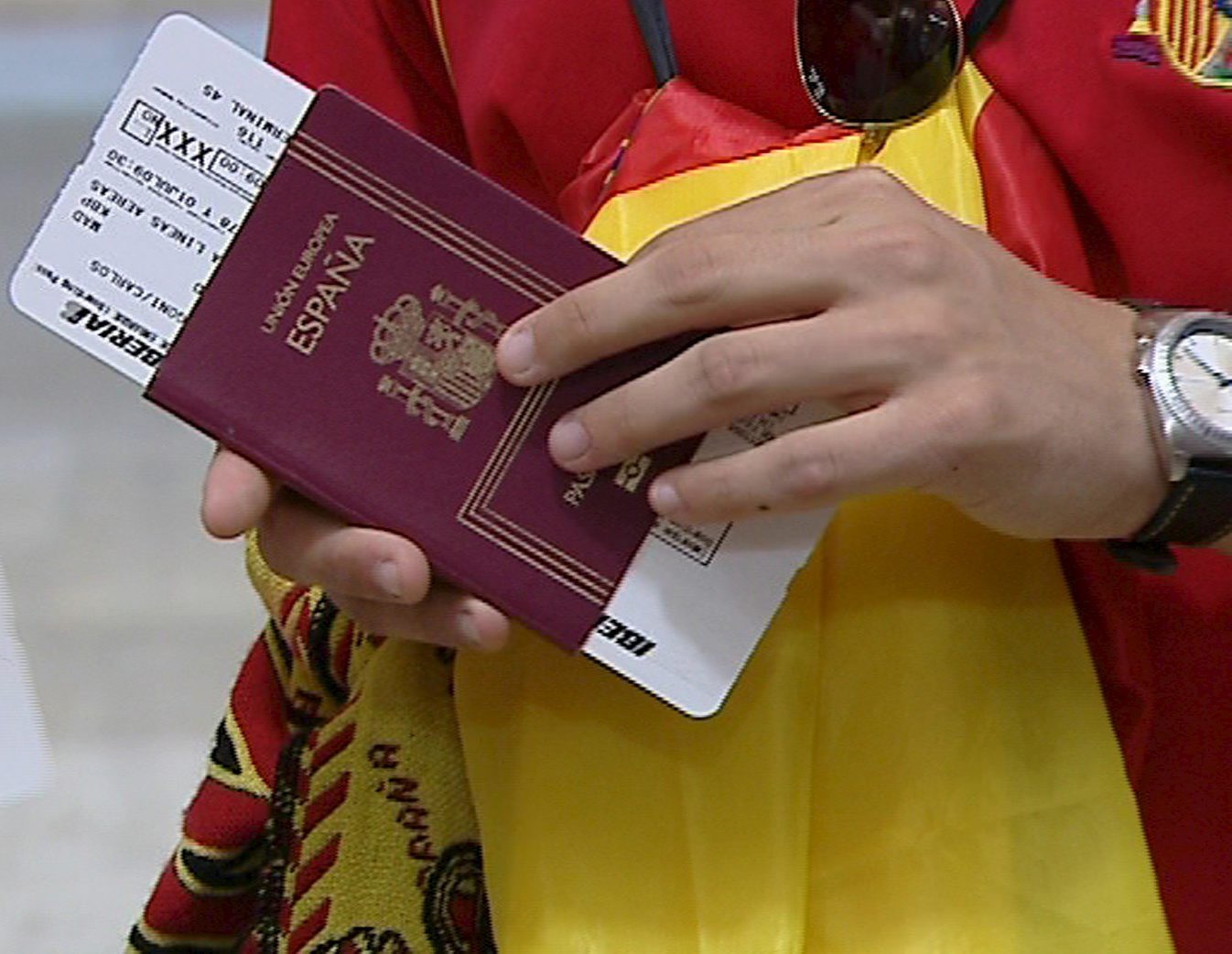 El pasaporte español en el 20 mejor del mundo, Suecia sigue líder y ...
