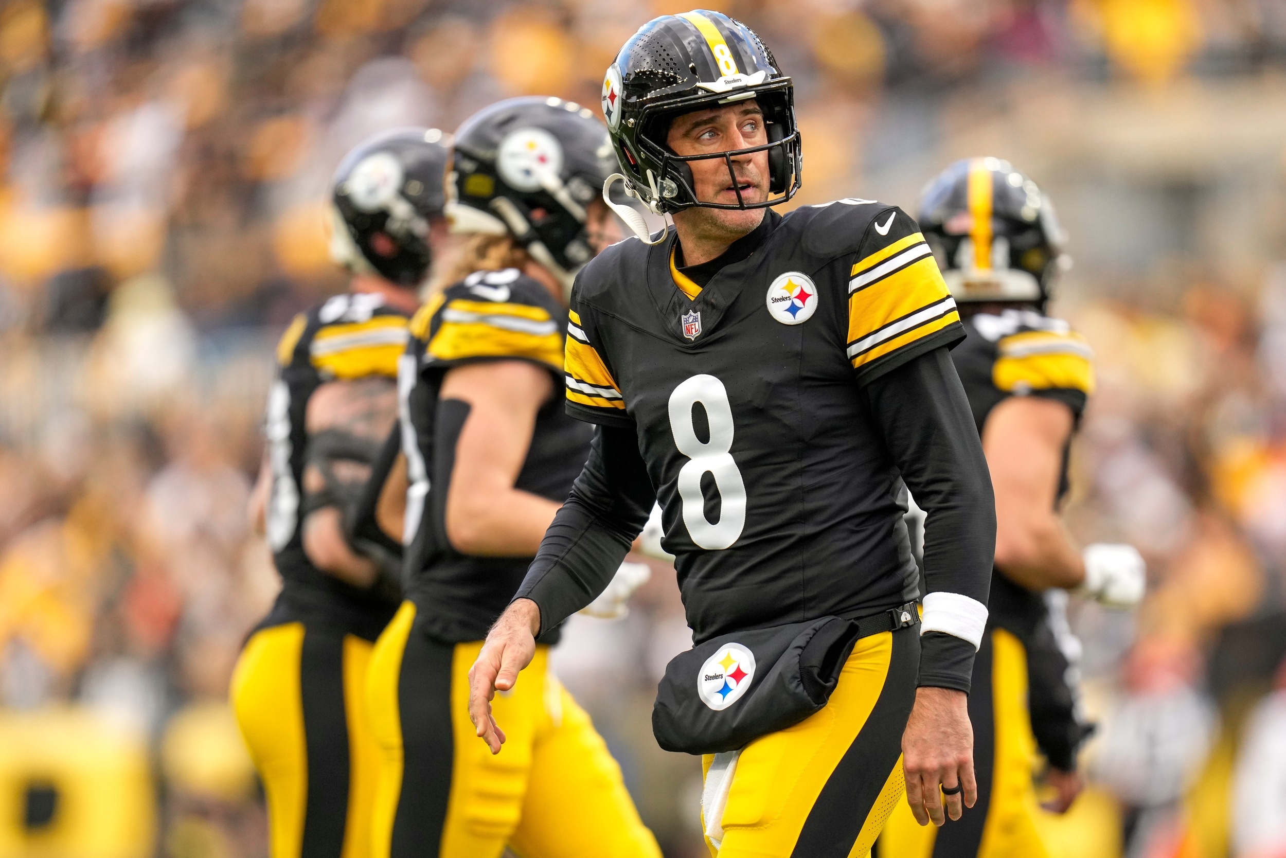 Behind The Scenes Details Leak About Steelers' Decision To Sit Aaron ...