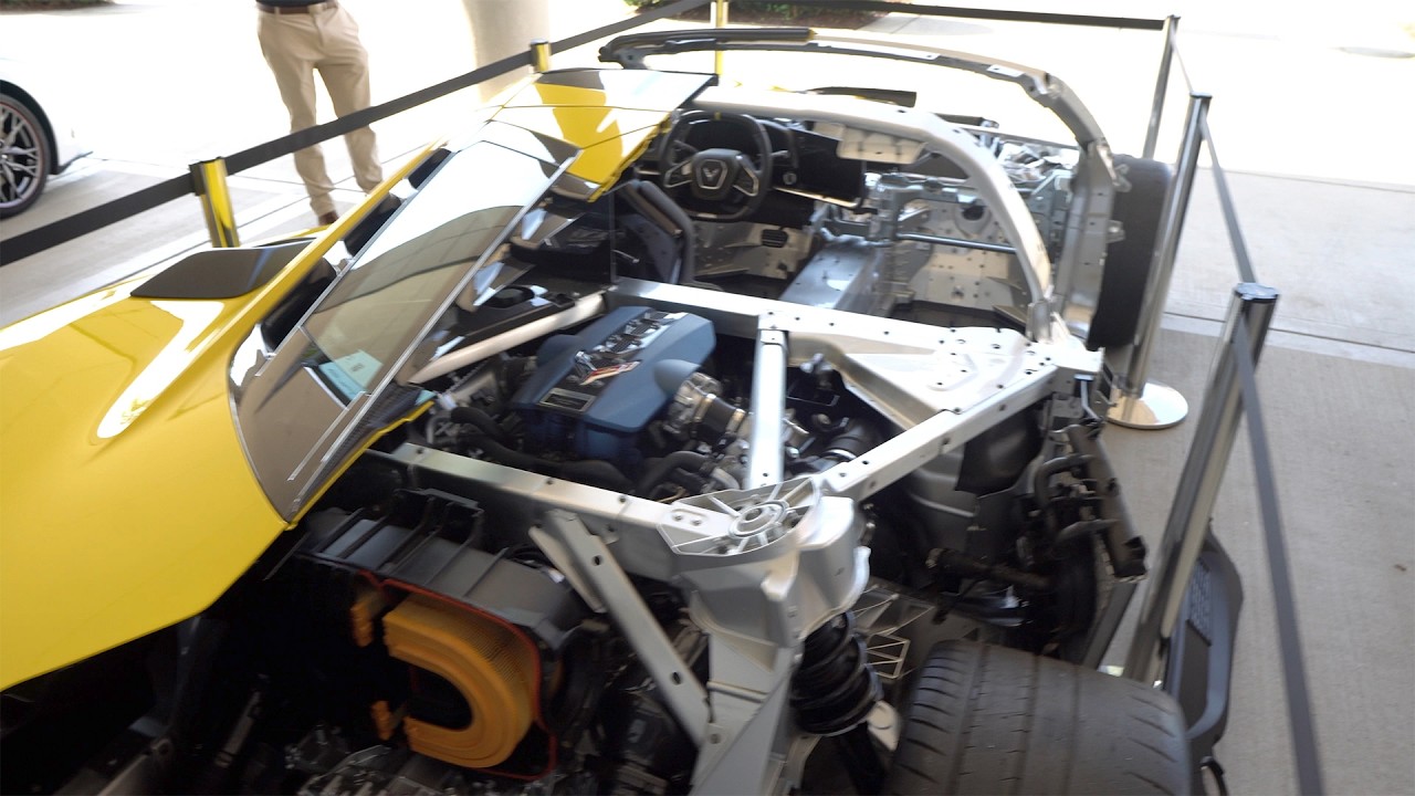 Inside look at new 2025 C8 Corvette ZR1 [exclusive footage]