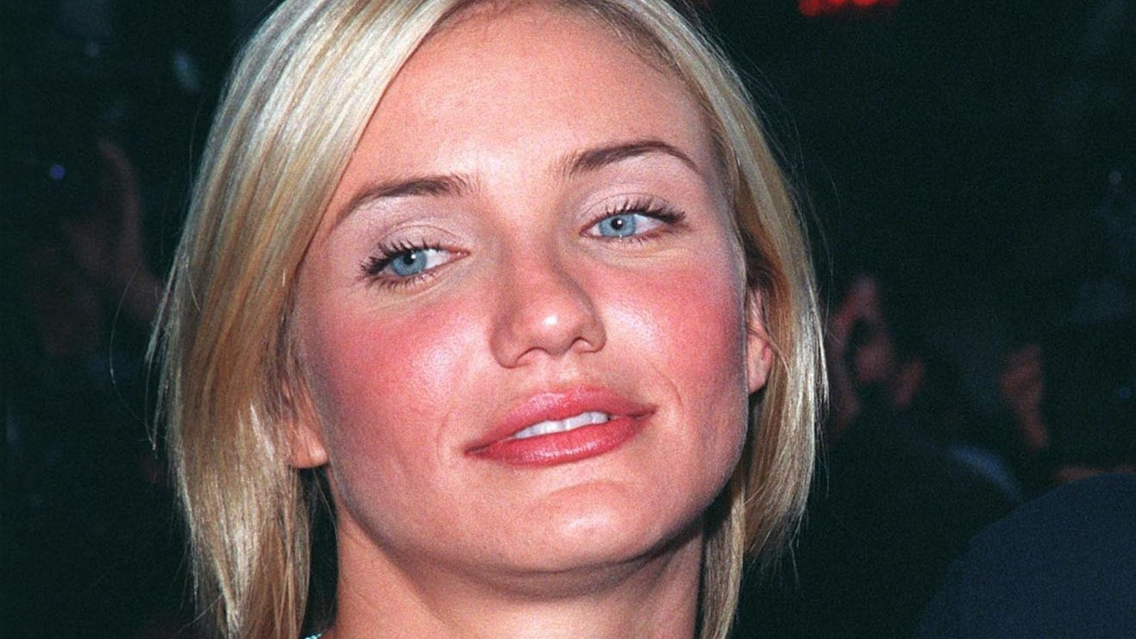 15 Celebs Who Quietly Retired and Vanished to Real Life