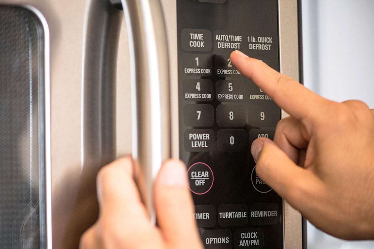 Here’s what all the buttons on a microwave really mean—and how to use ...